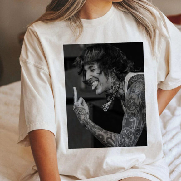 Gildan | Shirts | Oliver Sykes Shirt Oliver Sykes On Stage Shirt Oliver ...